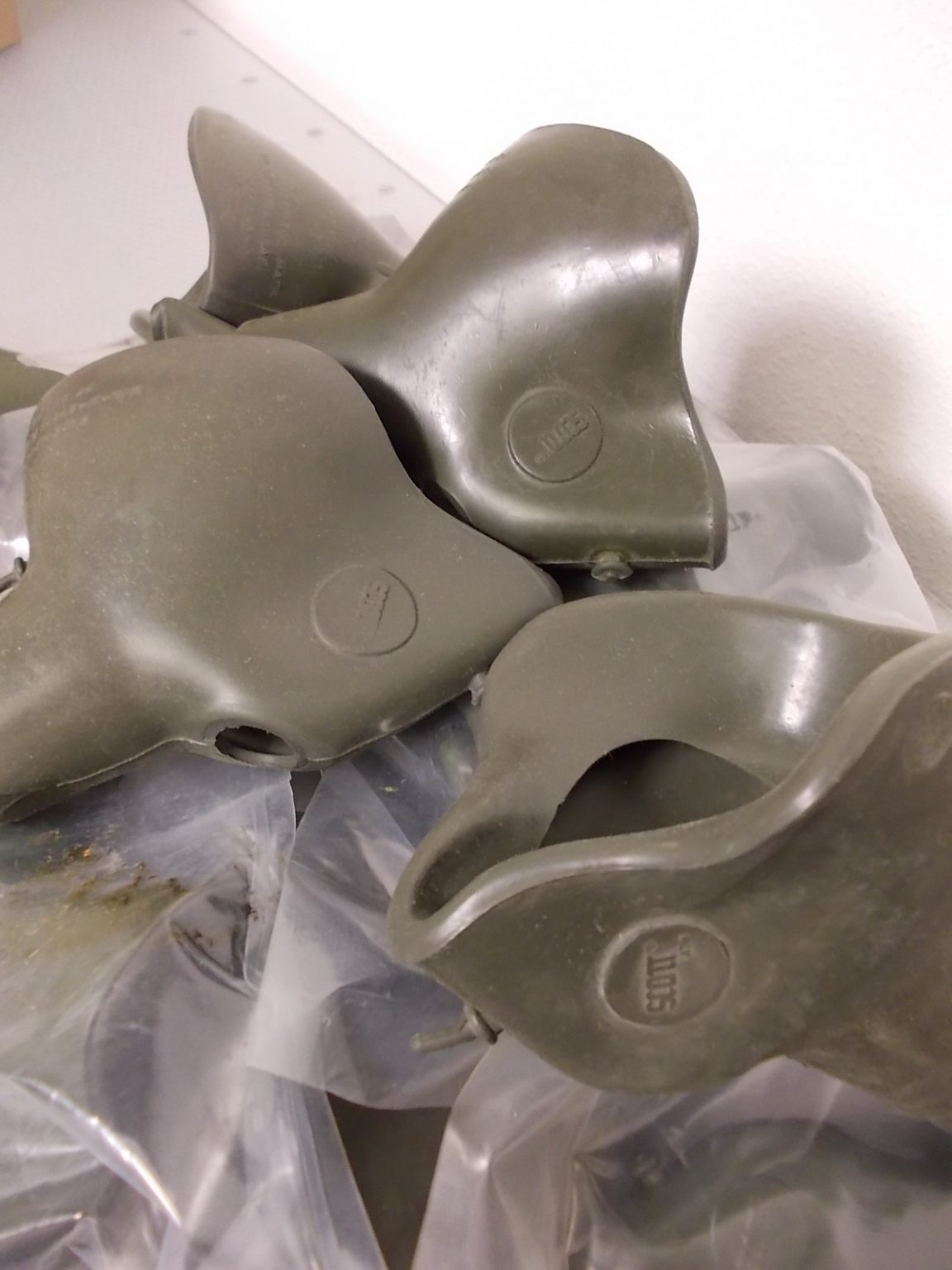 Original MBU 5/P Oxygen Mask Face Piece OLD Stock ,Only Size Small ...